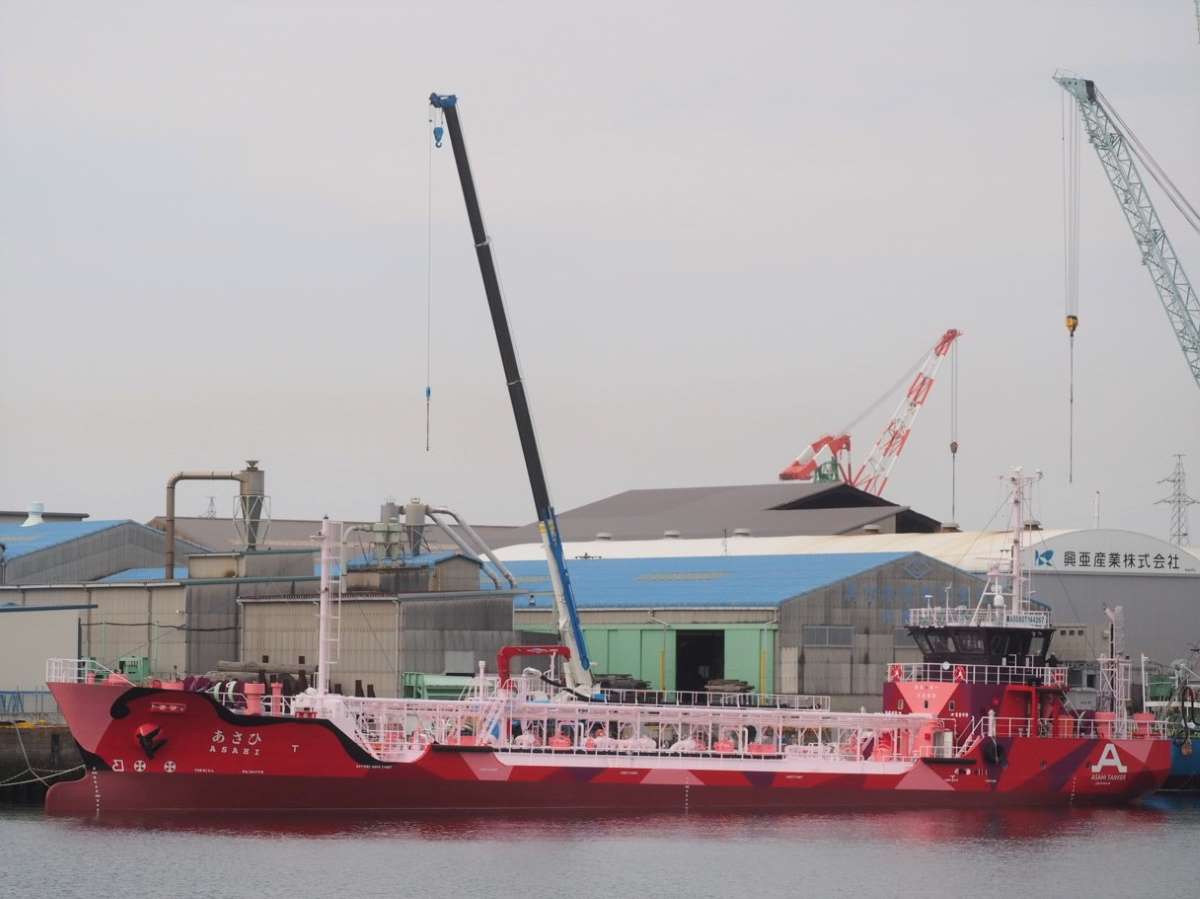 Embarking on the World’s First EV Tanker, Piloted by a Joystick » Japan ...