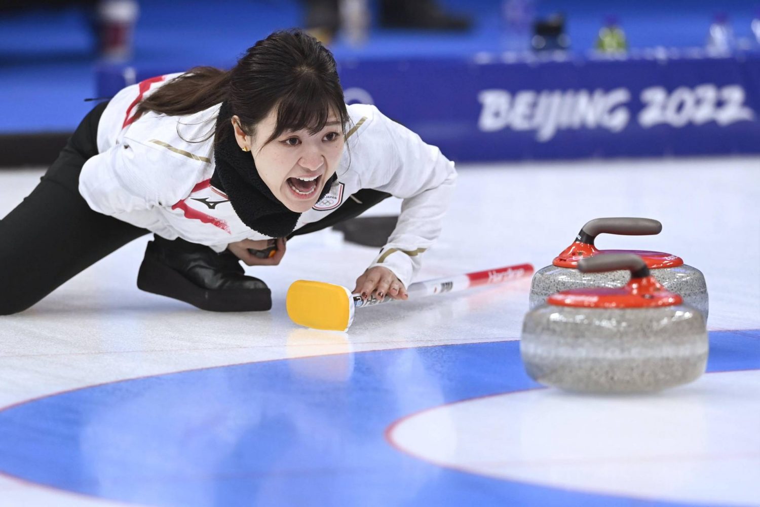 OLYMPIC DIGEST | Akito Watabe Finishes Third in Nordic Combined Large ...