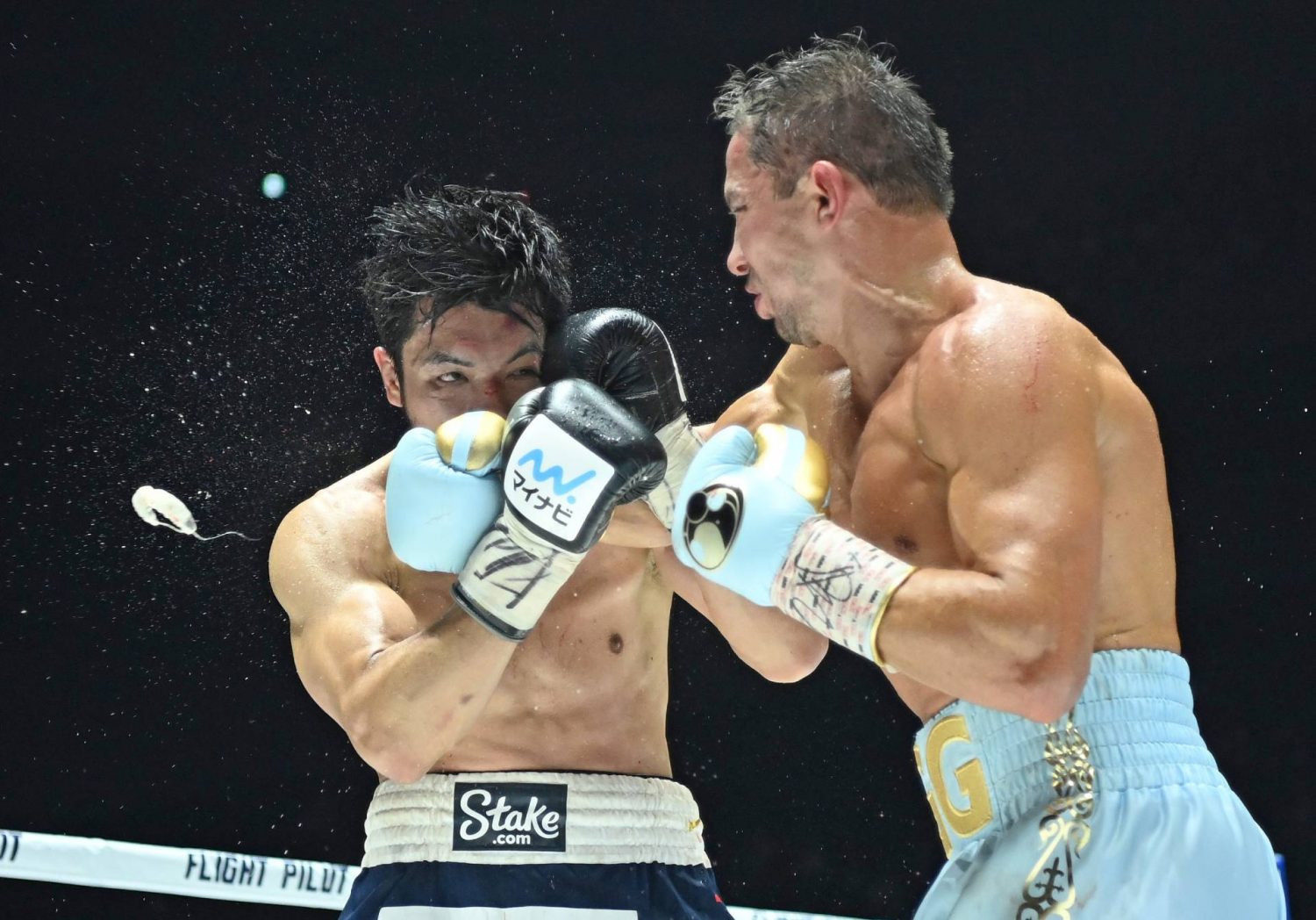 BOXING | Gennadiy Golovkin Wears Down Ryota Murata, Unifies World ...