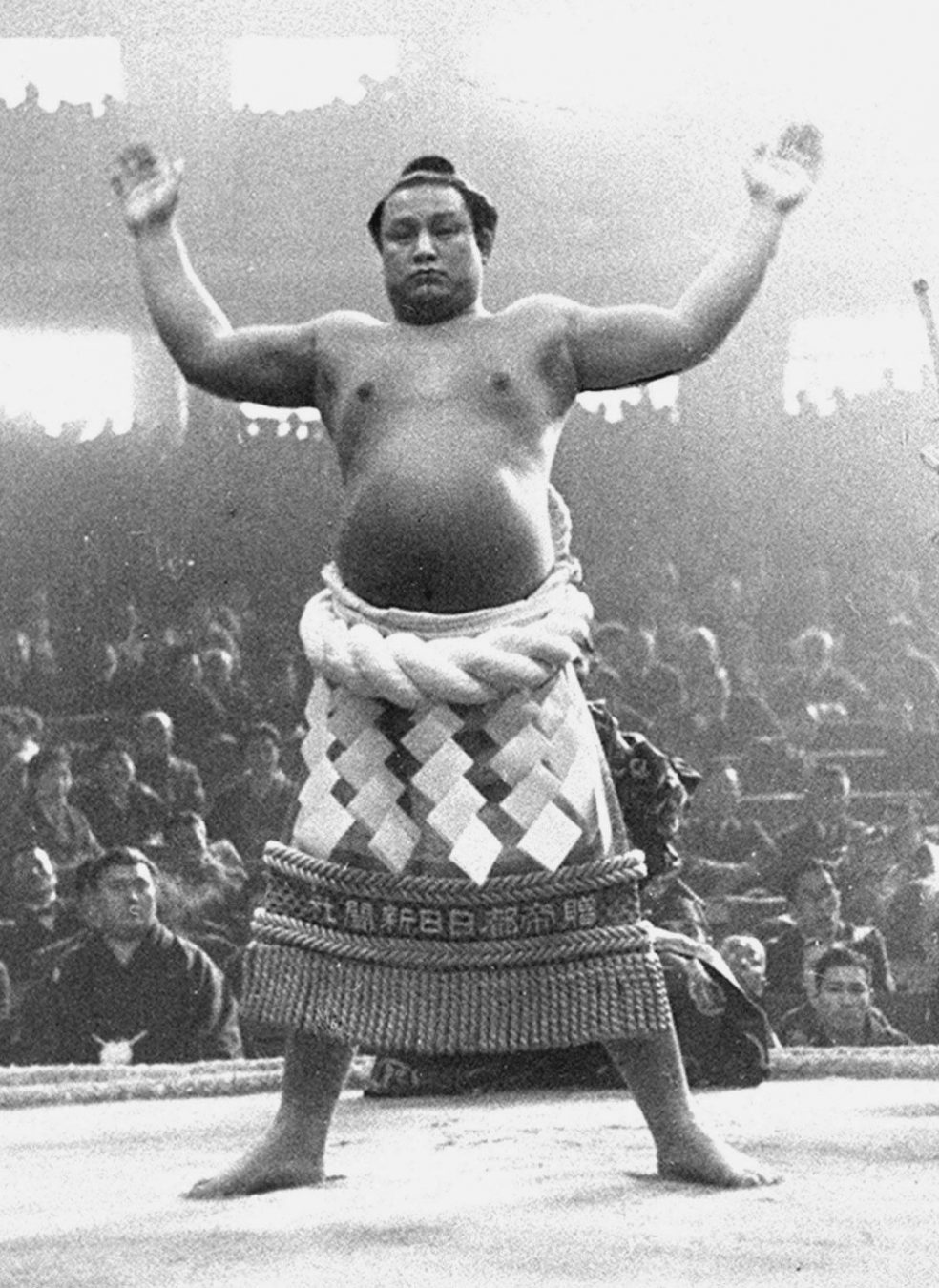 [ODDS and EVENS] Ukrainian Sumo Wrestlers Proudly Prepare to Compete ...