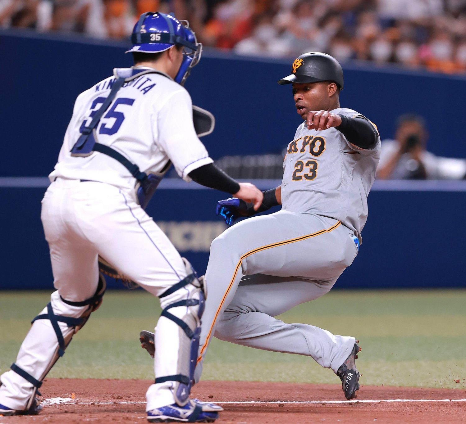 [NPB NOTEBOOK] Giants Try to Cool Off Red-Hot Swallows, but Have a Huge ...