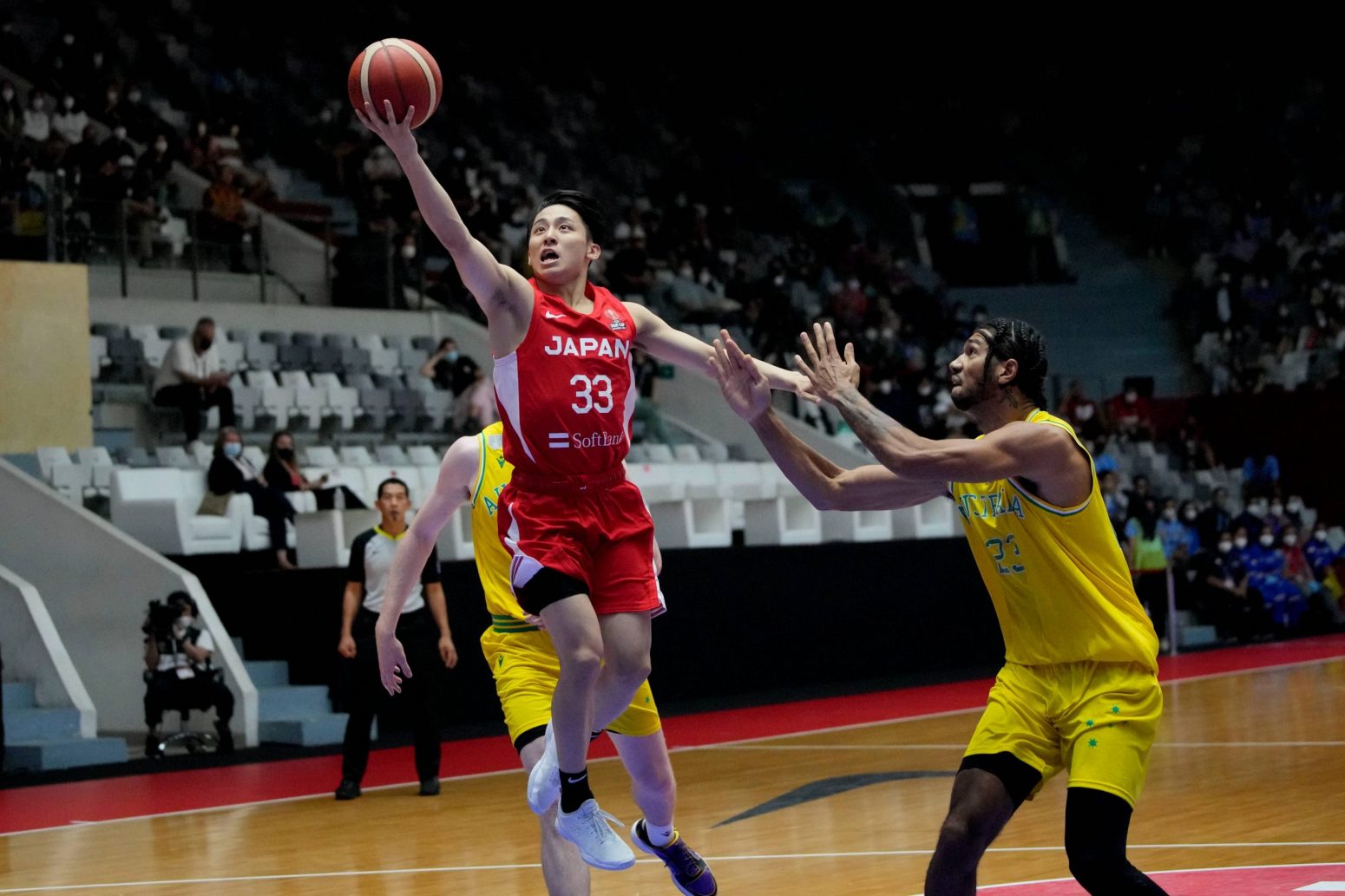 BASKETBALL | Japan's Rally Falls Short Against Australia in FIBA Asia ...
