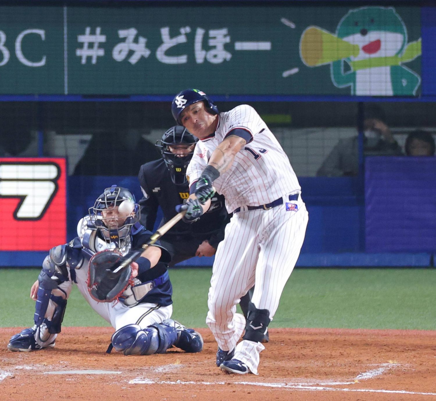 Orix Survives Late Scare to Defeat Yakult for First Japan Series Title in 26 Years | SportsLook