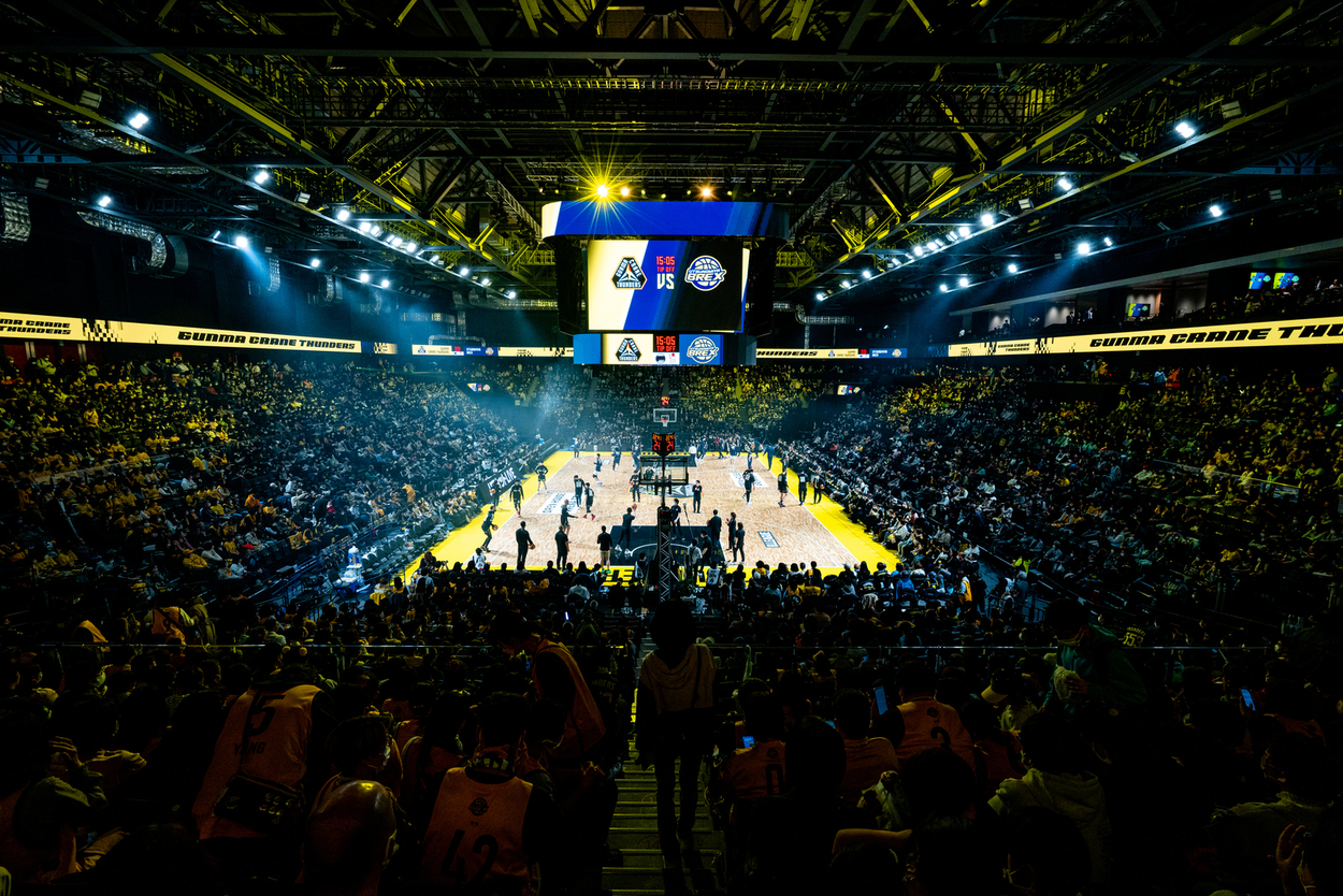 Crane Thunders Make Winning Debut at Open House Arena Ota | SportsLook