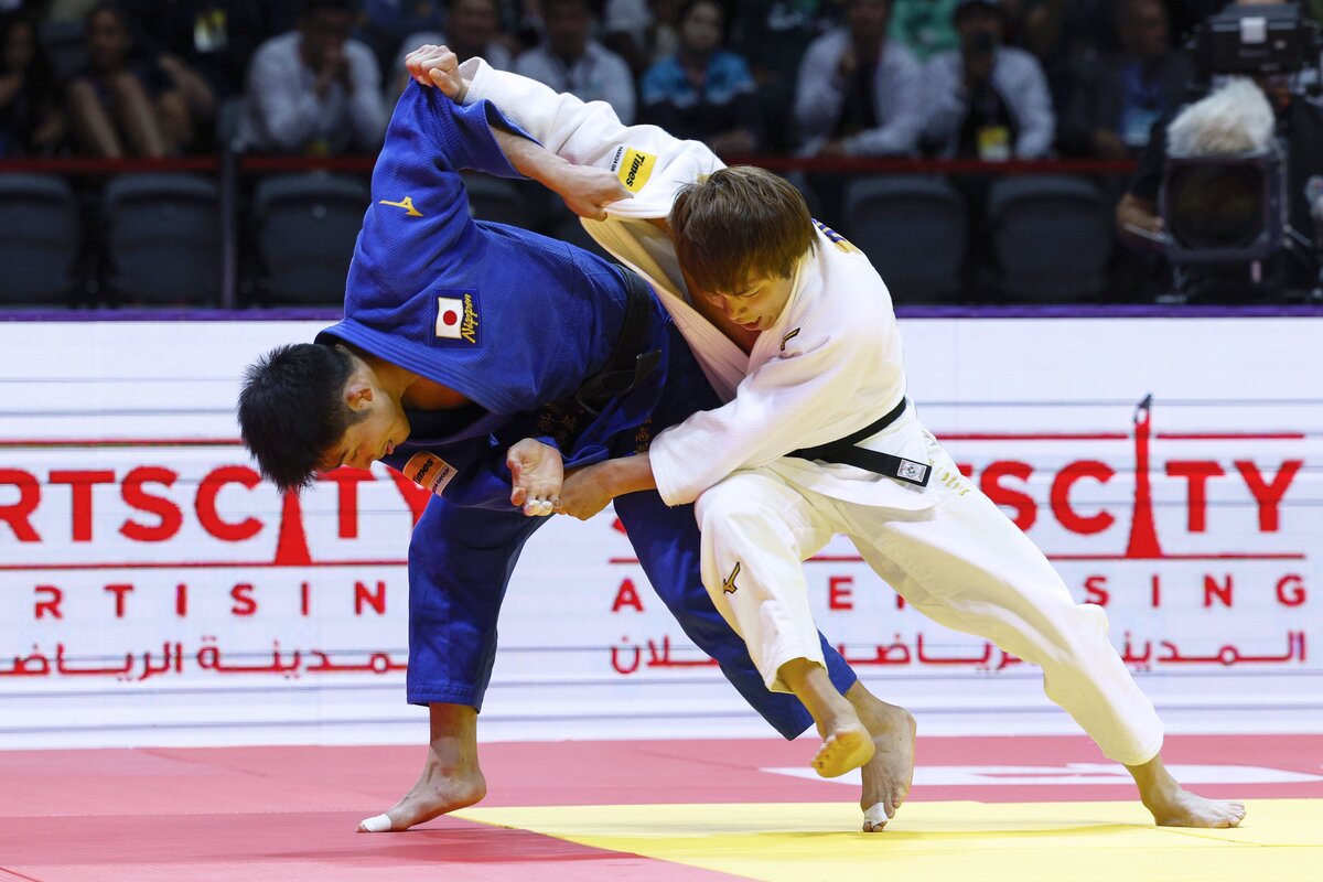 [JAPAN SPORTS NOTEBOOK] Team Japan Shines at World Judo Championships ...