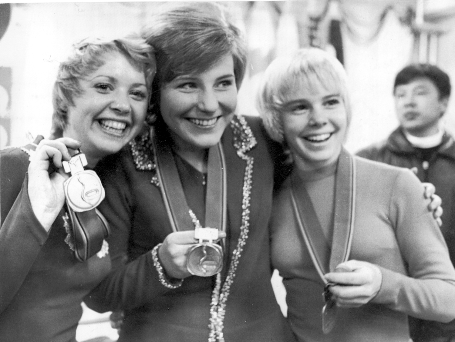 [ICE TIME] Janet Lynn Reveals the Story Behind Her Iconic Smile at the ...