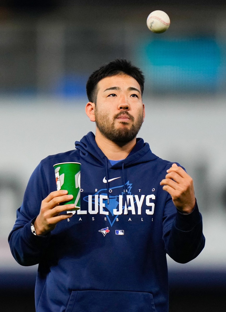 Yusei Kikuchi and Four Blue Jays Relievers Combine for a Shutout ...