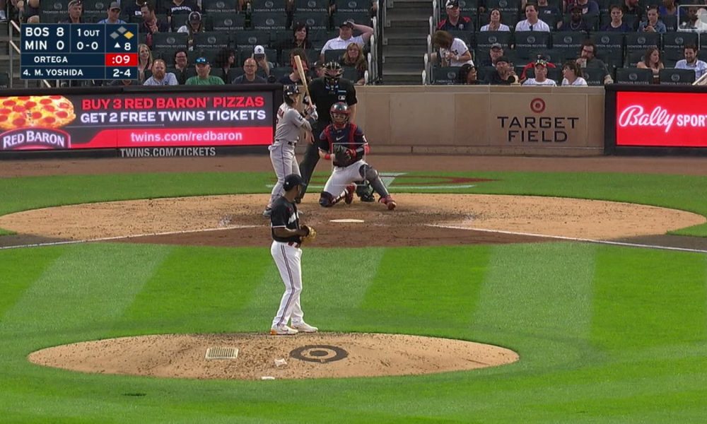 Buffaloes Blank Swallows 1-0 in Game 4 of Japan Series | SportsLook