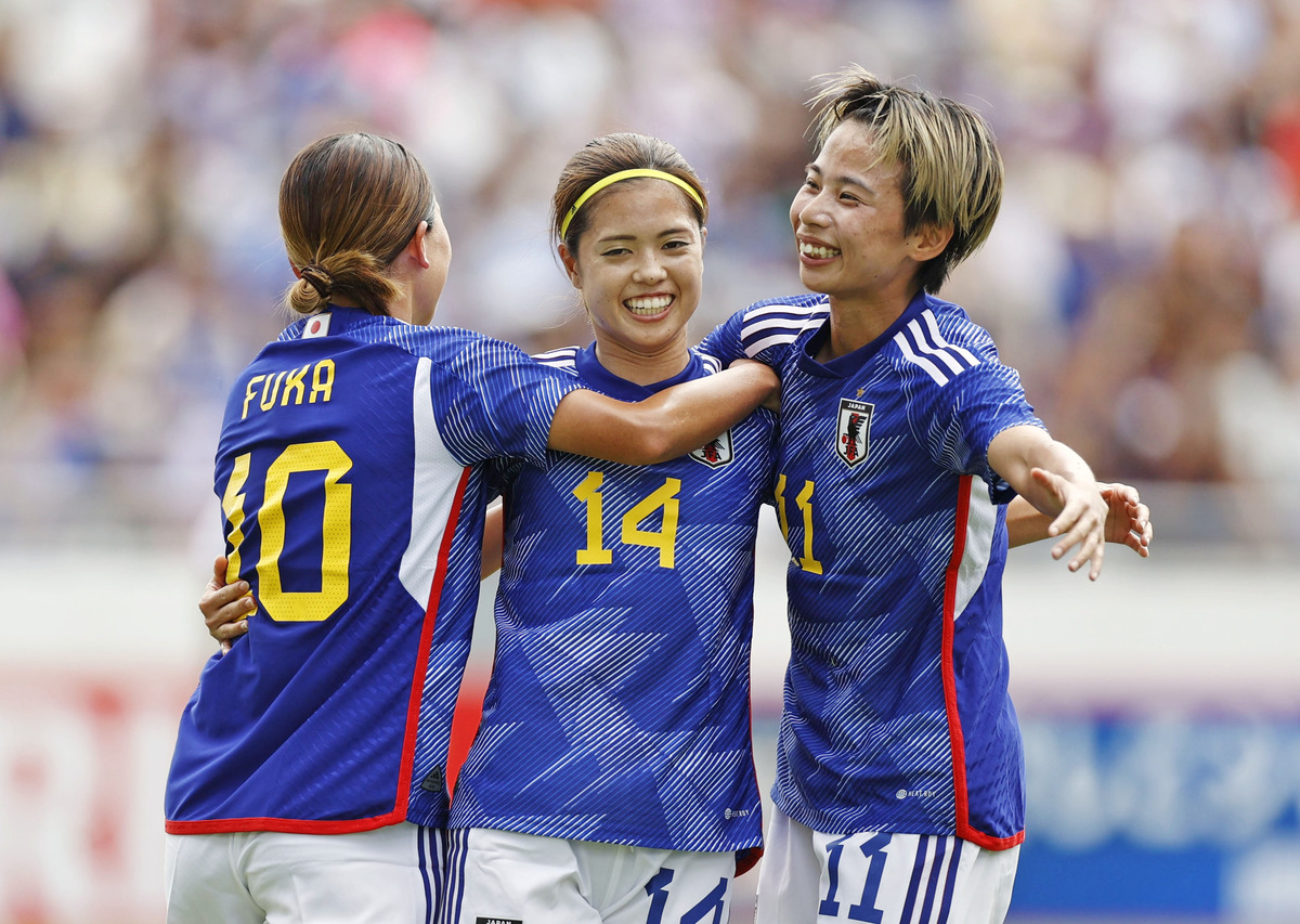 [JAPAN SPORTS NOTEBOOK] Japanese Athletes Excel at World Wrestling ...