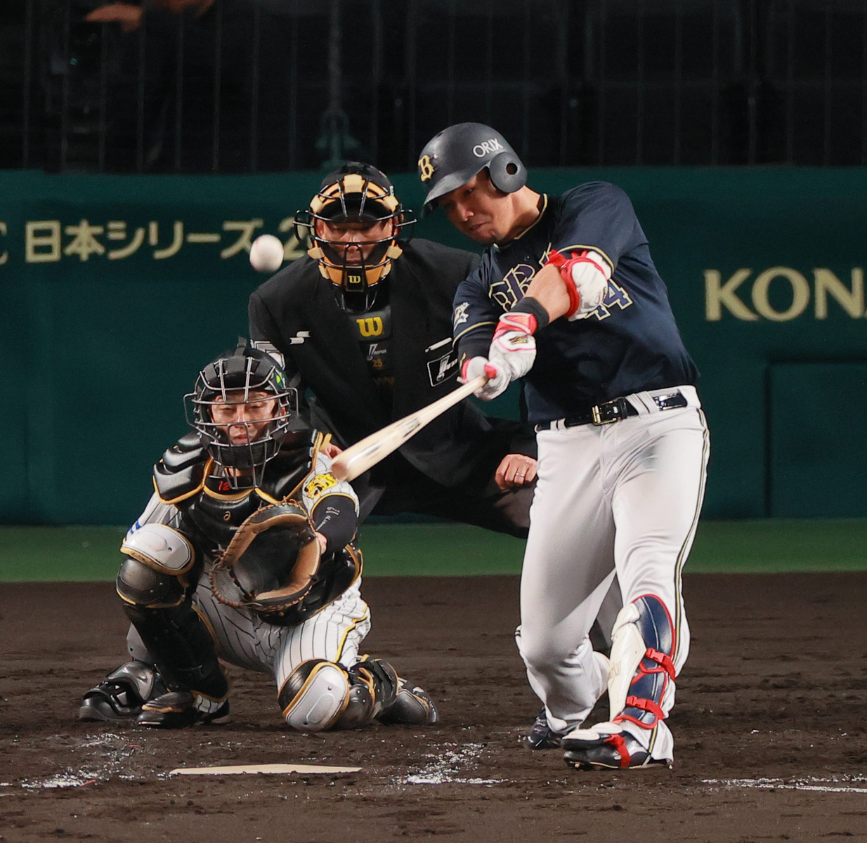 Yuma Mune Breaks Out of Japan Series Slump to Lead Orix Past Hanshin in ...