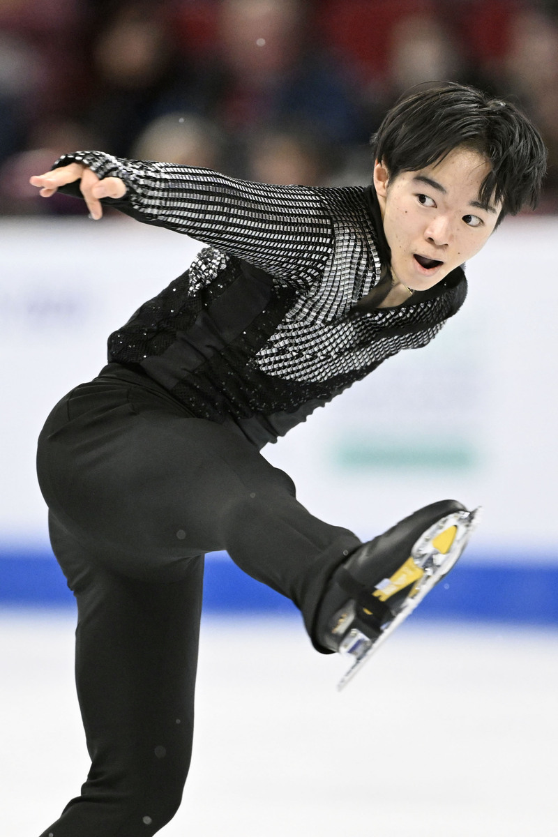 [ICE TIME] Kaori Sakamoto, Yuma Kagiyama Headline Grand Prix Series ...