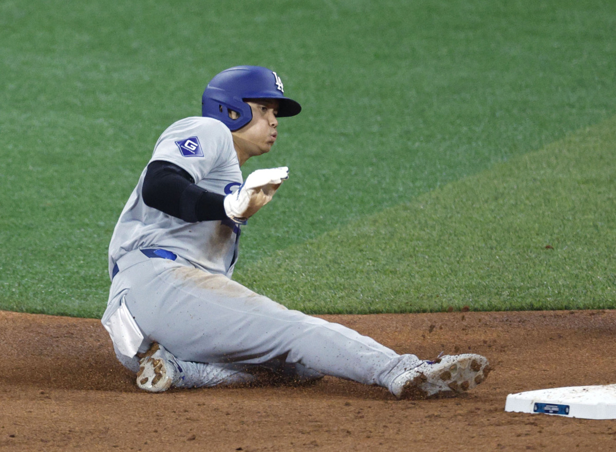 Shohei Ohtani Era Begins as Dodgers Rally to Beat Padres in the MLB ...