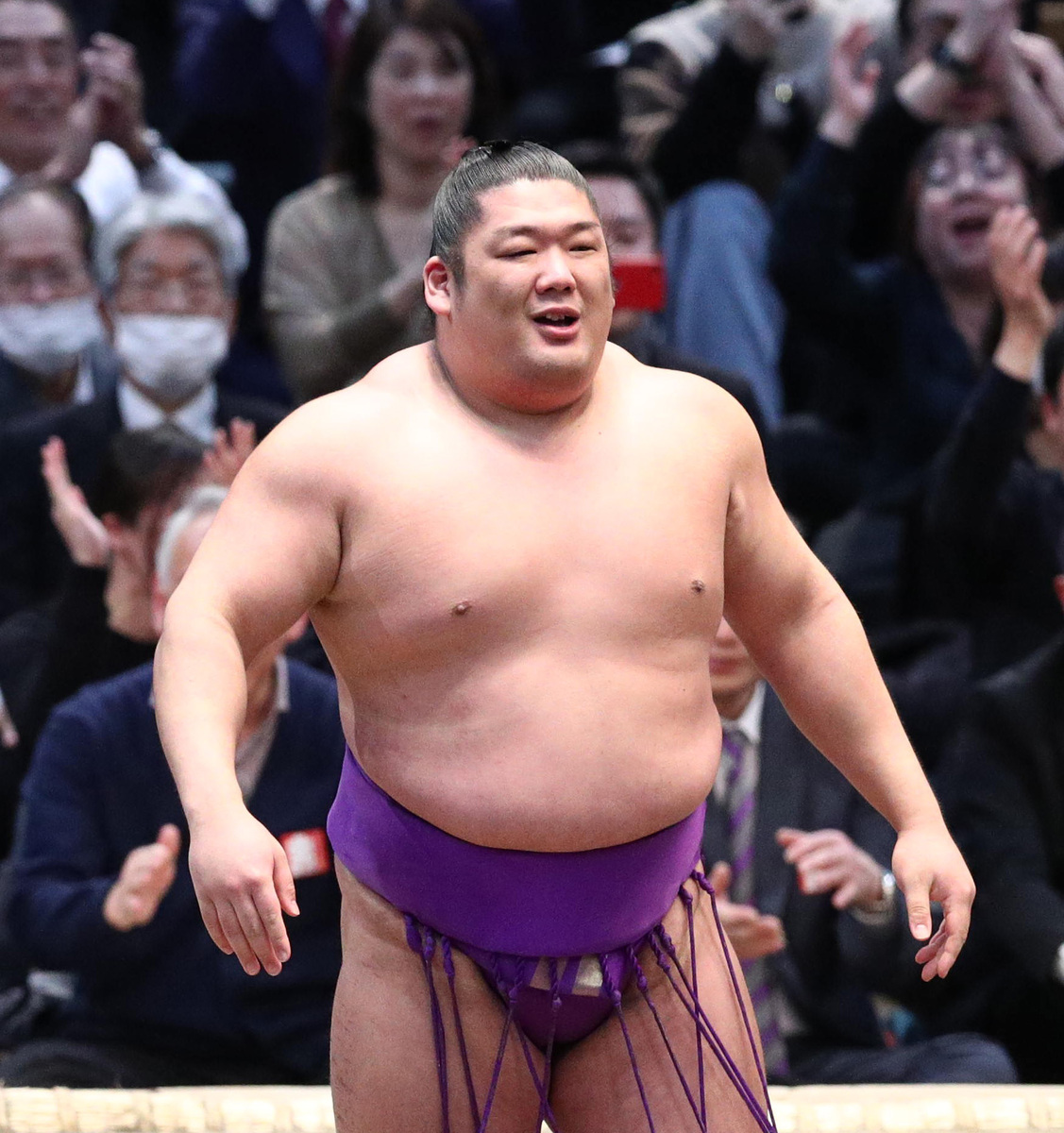 Takerufuji is the First Makuuchi Division Debutant Winner in 110 Years ...