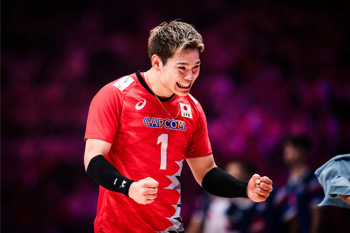 Japan Men Capture Silver in the Volleyball Nations League | SportsLook