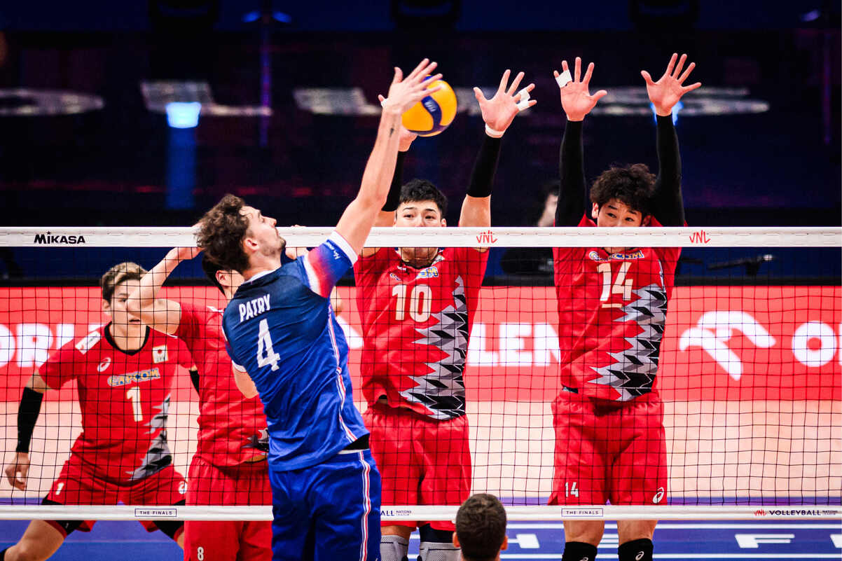 Japan Men Capture Silver in the Volleyball Nations League | SportsLook
