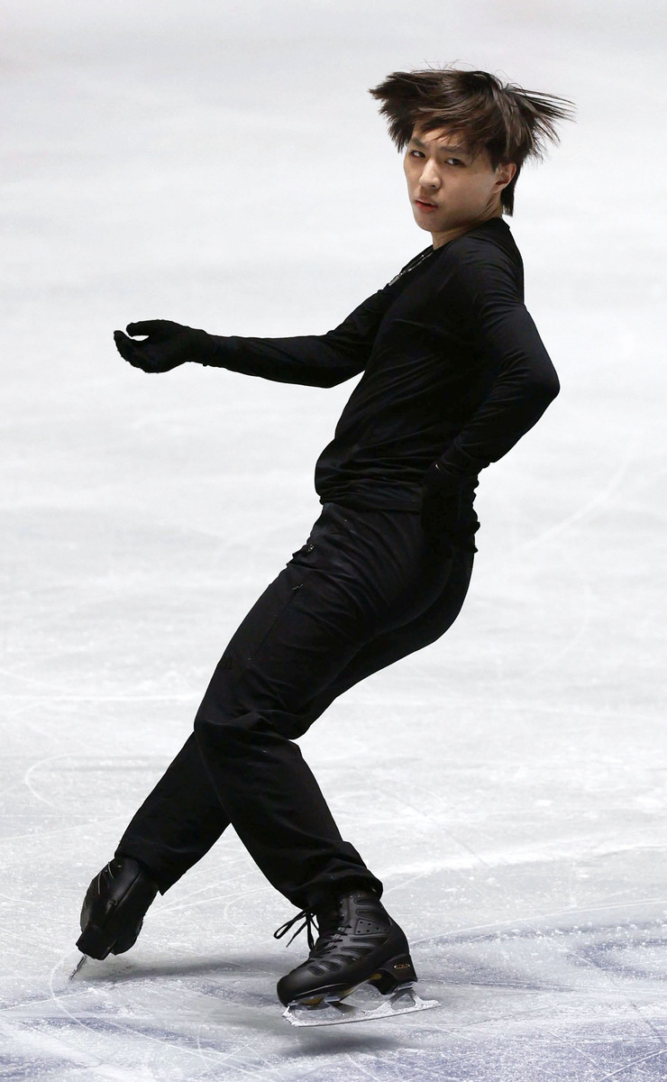 Yuma Kagiyama and Kaori Sakamoto Confident Ahead of NHK Trophy | SportsLook