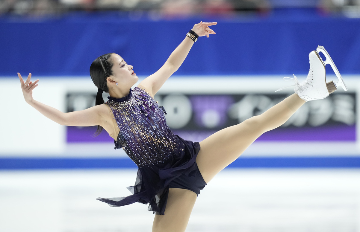 [ICE TIME] Rinka Watanabe Leads Japan Women in Sweep of Medals at Challenge Cup | SportsLook